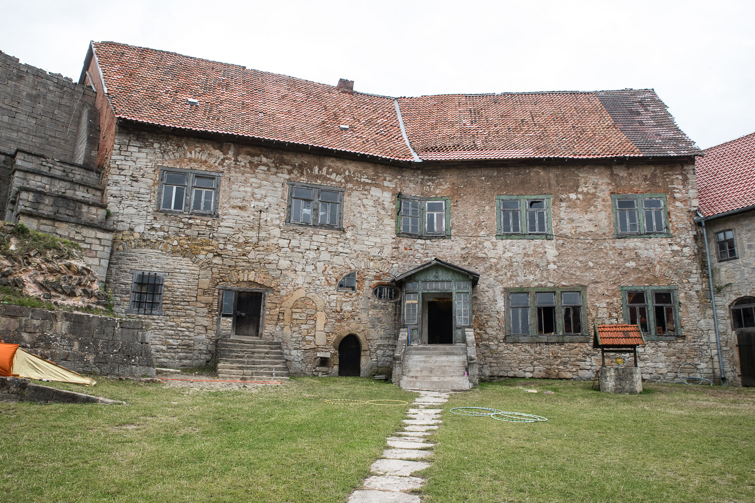 Burg Lohra - Zugvogel - ein Reiseblog